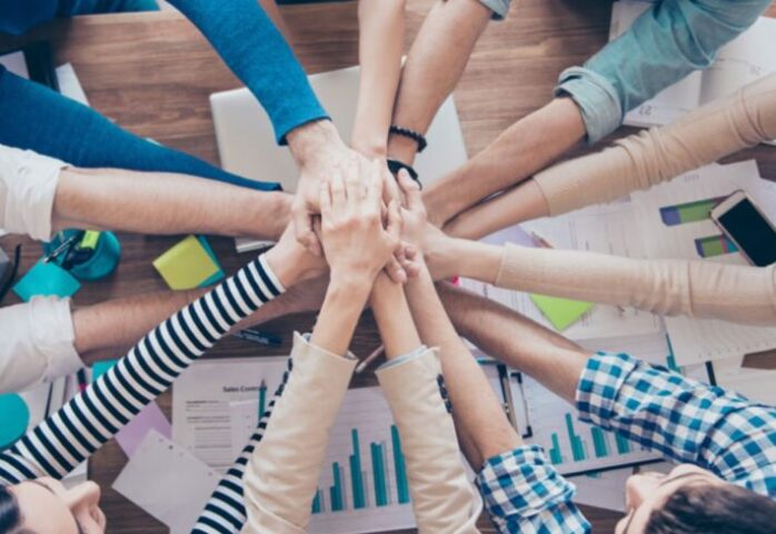 How To Organize Popular Team-Building Activities - FotoLog