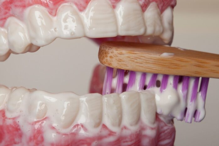9 Ways to Maintain Good Dental Hygiene - FotoLog