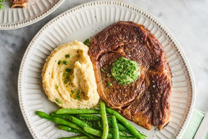 Elevating Your Holiday Feast: Perfect Side Dishes to Pair With Steak ...