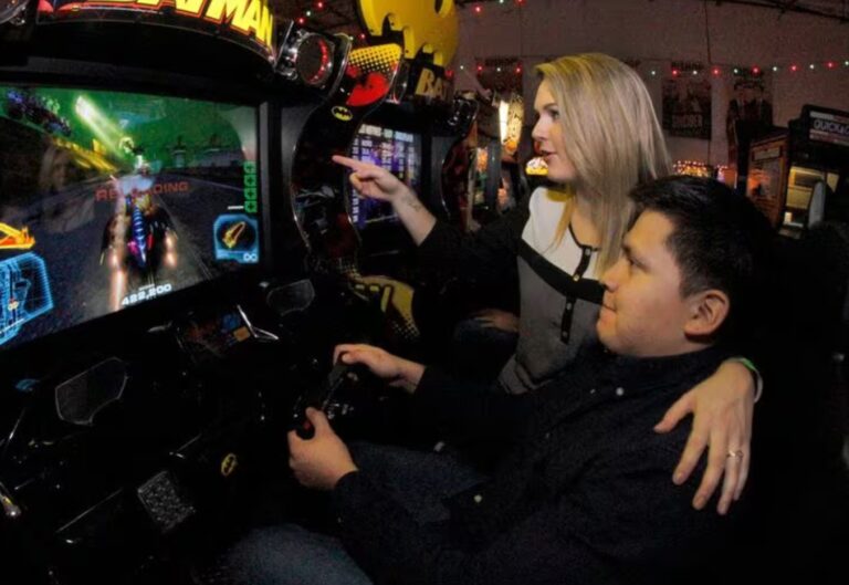 Arcade Bar Houston: The Ultimate Destination for Retro Gaming and Craft ...