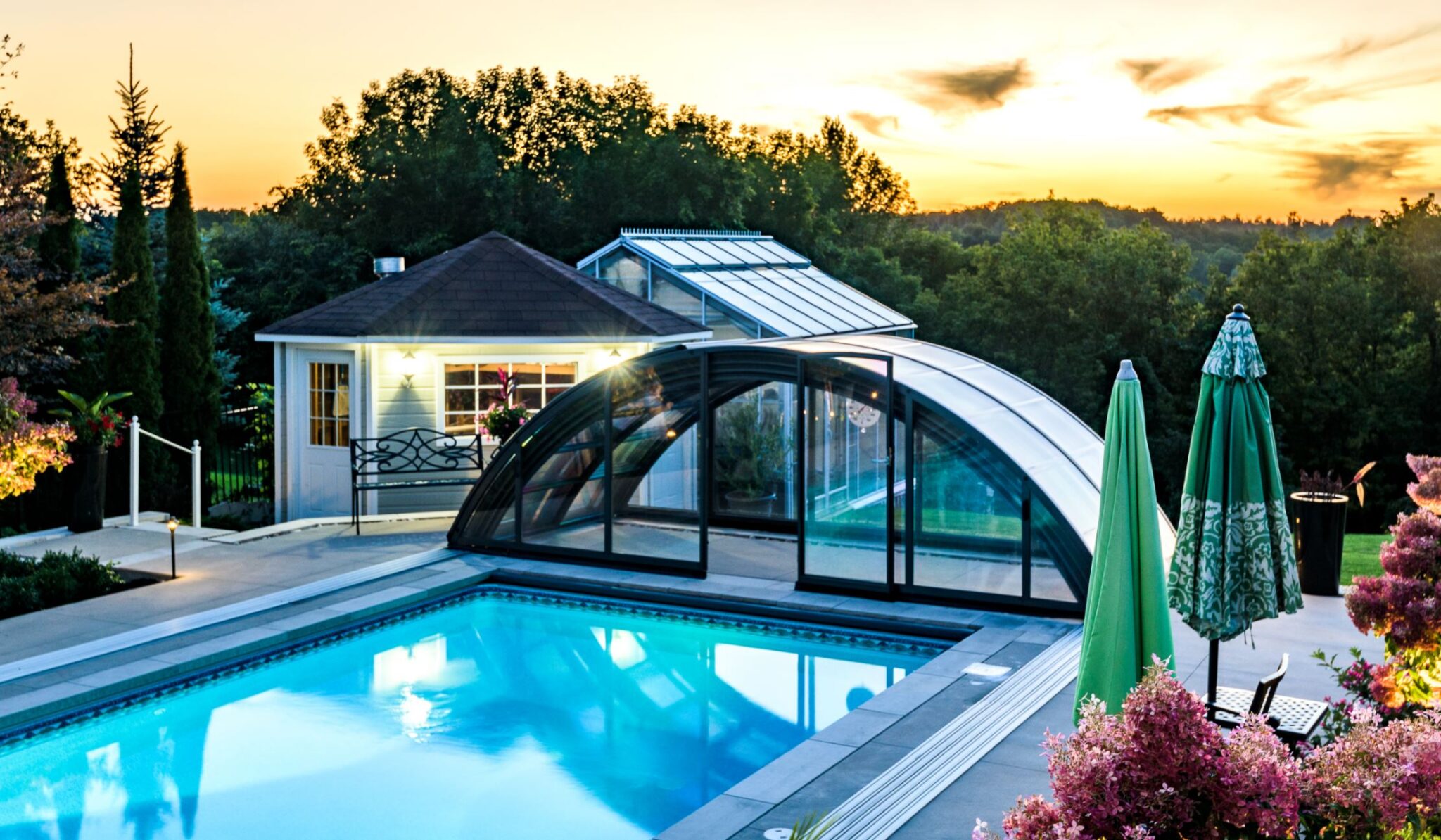 How Pool Enclosures Help Extend Your Swimming Season - FotoLog